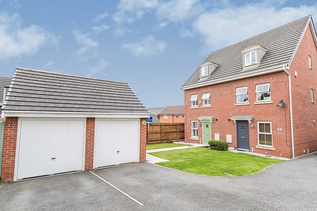 4 Bed Semi Detached House For Sale In Hazelmere Avenue Buckshaw