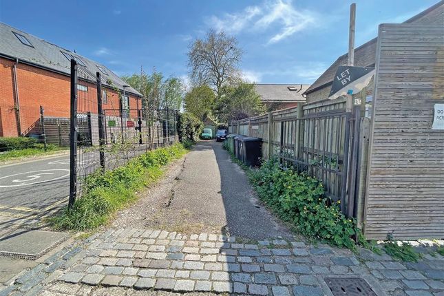 Bromley Road, London SE6, 1 bedroom flat for sale - 61665088 ...