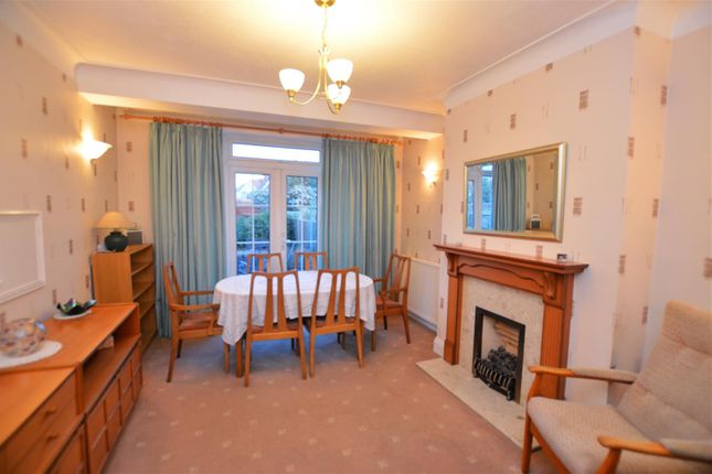 Percy Road Whitton Twickenham Tw2 4 Bedroom Semi Detached House For