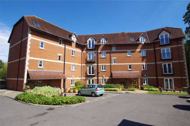 2 Bedroom Flats to Buy in Swindon, Wiltshire - Primelocation