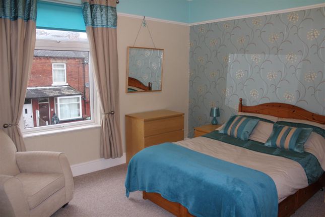 Springfield Mount Horsforth Leeds Ls18 2 Bedroom Terraced House To