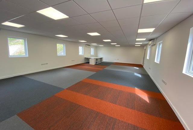 The Hut, Artisan, Hillbottom Road, Sands, High Wycombe, Bucks HP12 ...