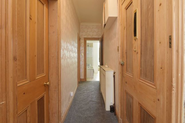 Craighall Road, Edinburgh EH6, 3 bedroom flat for sale - 67387741 ...