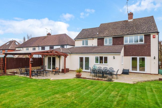 Tongham Road, Runfold, Farnham, Surrey GU10, 4 bedroom detached house ...