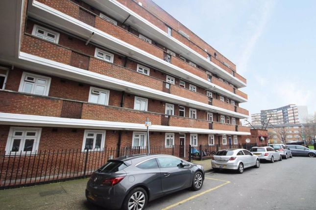 Stockwell Gardens Estate, Stockwell, London SW9, 3 bedroom flat to rent ...