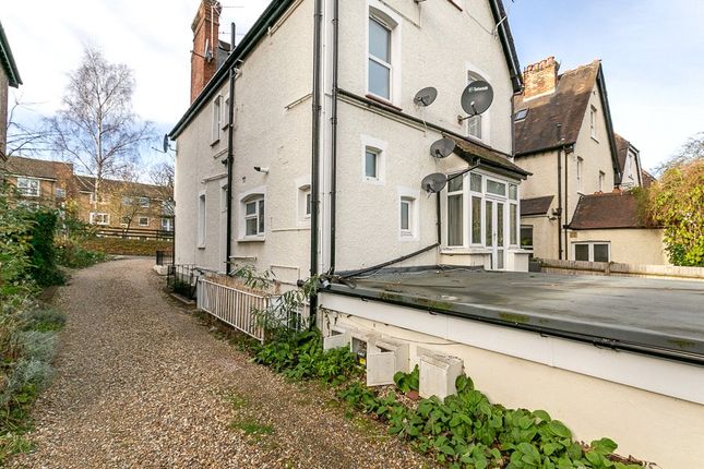 Sanderstead Road, Sanderstead, South Croydon CR2, 2 bedroom flat for ...