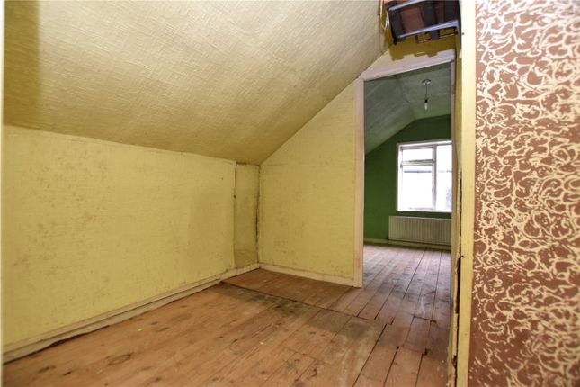 Scatcherd Park Avenue, Morley, Leeds, West Yorkshire LS27, 2 bedroom ...