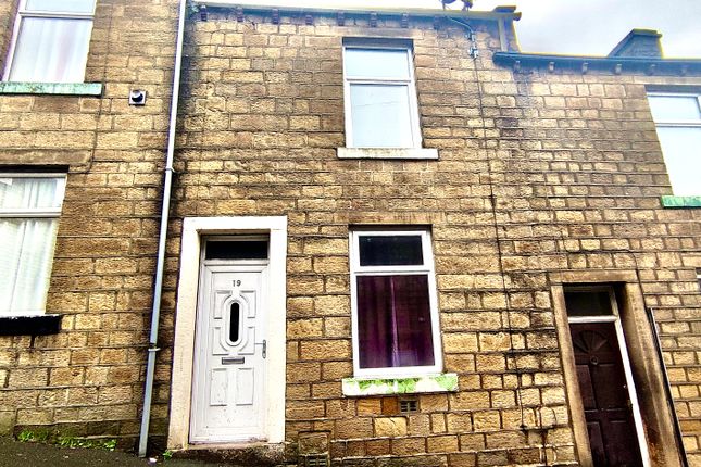 Exchange Street, Colne BB8, 3 bedroom terraced house to rent - 63693713 ...