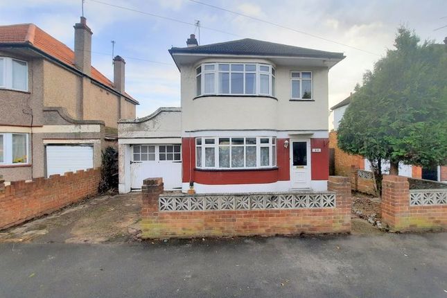 Homes for Sale in Feltham, London - Buy Property in Feltham, London ...