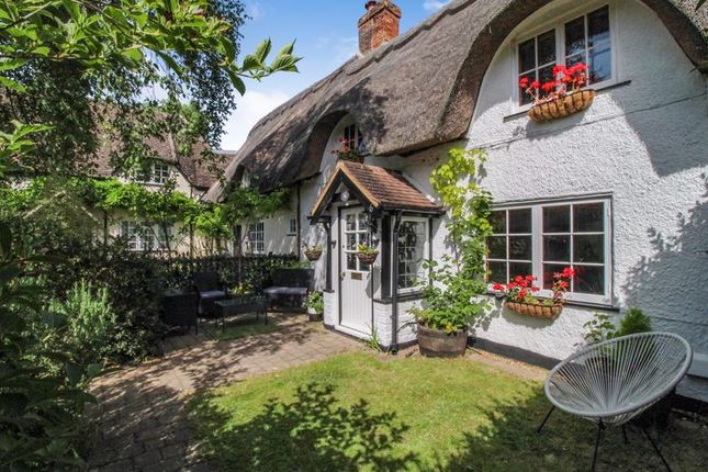 Green End, Renhold MK41, 2 bedroom cottage for sale - 61745798 ...