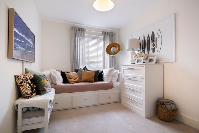 Birkin Court, Welwyn Garden City AL7, 2 bedroom flat for sale ...