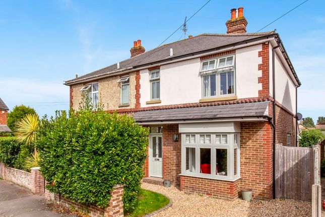 Second Avenue Southbourne Emsworth Po10 3 Bedroom Semi Detached