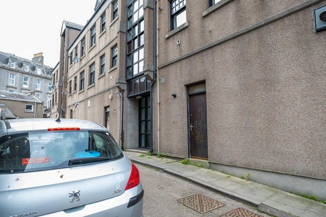 Rosemount Place, Aberdeen AB25, 2 bedroom flat for sale - 67714888 ...