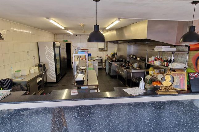 Upper Green East, Mitcham CR4, restaurant/cafe to let - 64711139 ...