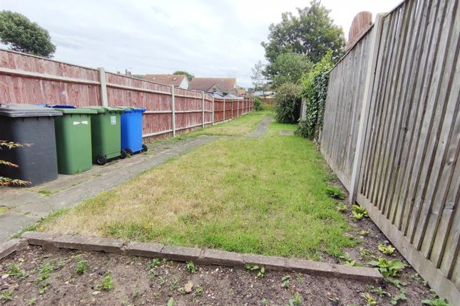 Commodore Road, Lowestoft NR32, 3 bedroom terraced house to rent ...