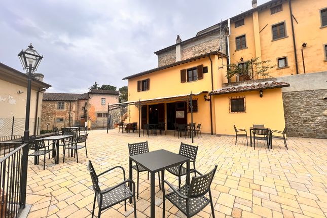 Il Rinascimento, Monterchi, Arezzo, Tuscany, Italy, pub/bar for sale ...