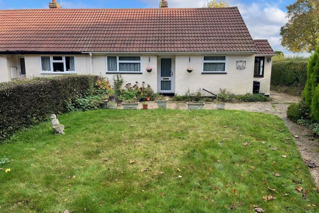 Basingstoke 2 bed bungalows for sale | Buy 2 bed houses in Basingstoke ...