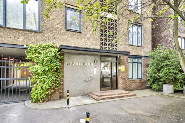 Earls Court Road, Kensington, London W8, studio for sale - 66752942 ...