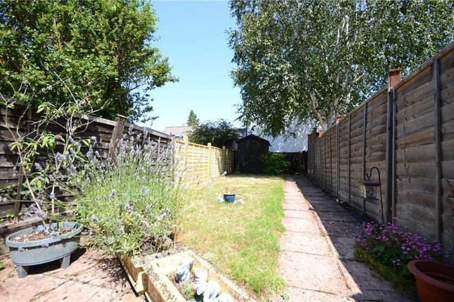 2 Bed Terraced House For Sale In Oxford Road Wokingham Berkshire Rg41