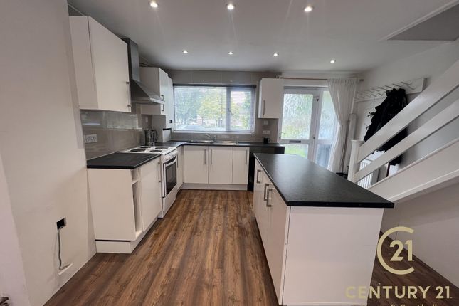 Norwood Road, Southall UB2, 2 bedroom terraced house to rent - 64618824 ...