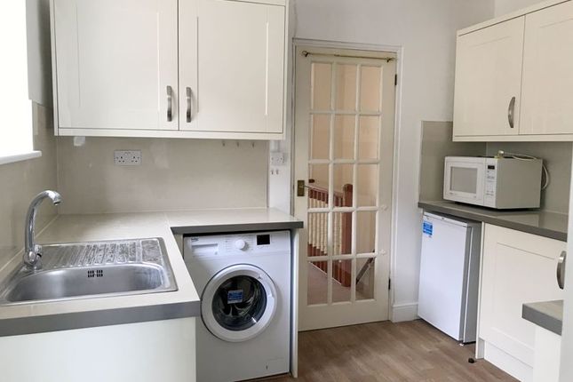 Rollo Road, Hextable, Swanley BR8, 1 bedroom flat to rent - 49402325 ...