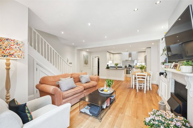 Homes for Sale in Ifield Road, London SW10 - Buy Property in Ifield ...