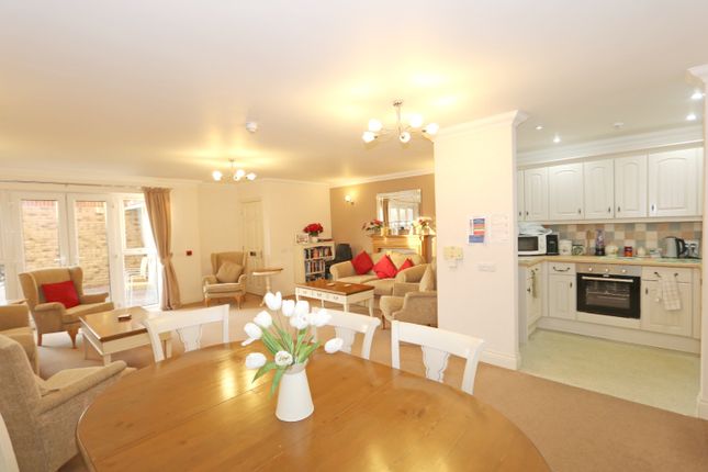 The Fairways, High Road, South Benfleet, Essex SS7, 2 bedroom flat for ...