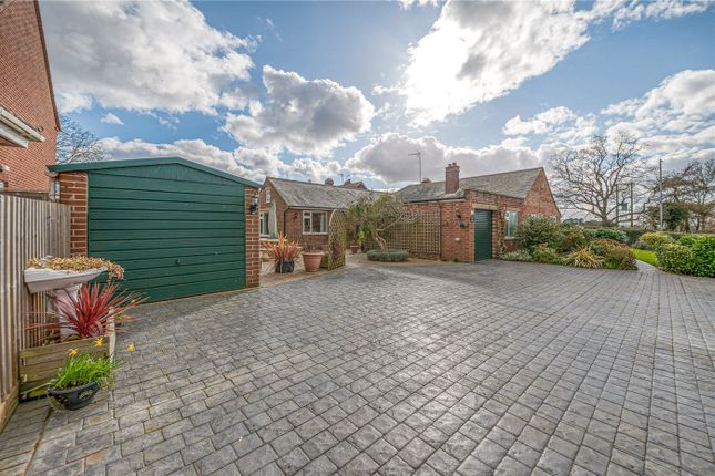 Smith Street, Spratton, Northamptonshire NN6, 4 bedroom detached ...