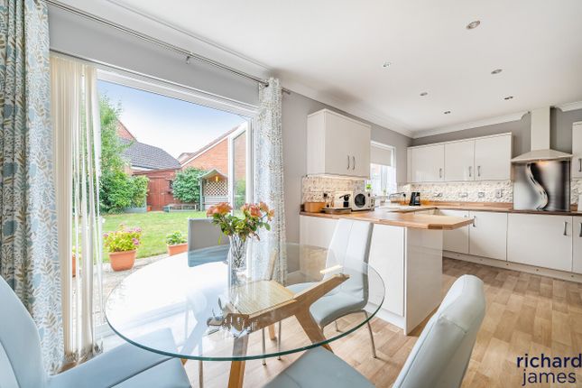 Boyton Close, Coate, Swindon SN3, 5 bedroom detached house for sale ...