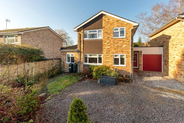 Mornington Avenue Finchampstead Wokingham Rg40 3 Bedroom Link