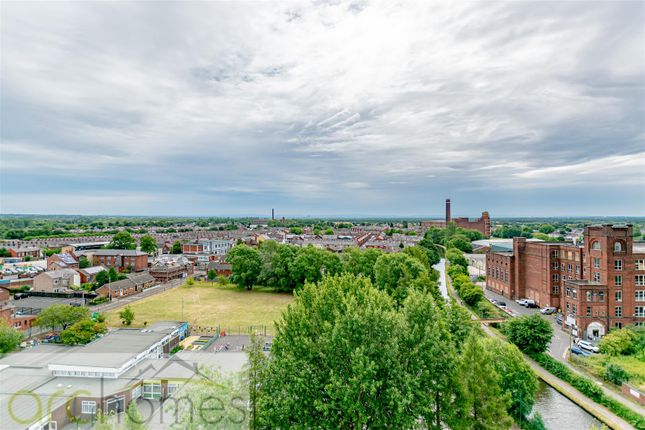 Mather Lane, Leigh WN7, 3 bedroom flat to rent - 61949800 | PrimeLocation