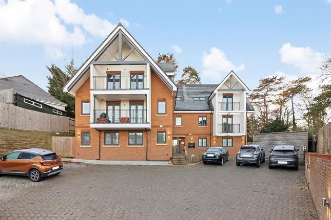 Acer Heights, Riddlesdown Road, Purley CR8, 3 bedroom flat for sale ...