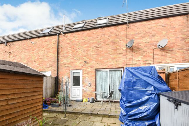 Beeston Courts, Basildon, Essex SS15, 3 bedroom detached house for sale ...