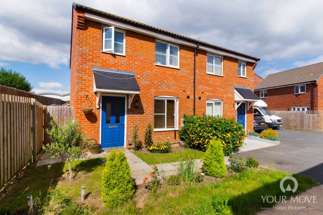 Damselfly Road Pineham Village Northampton Nn4 3 Bedroom Semi