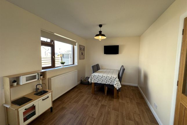 Balnacoul Road Mosstodloch Fochabers Iv32 3 Bedroom Detached House
