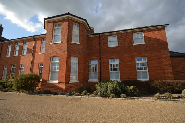 St. Thomas Court, Old St. Michaels Drive, Braintree CM7, 2 bedroom flat ...