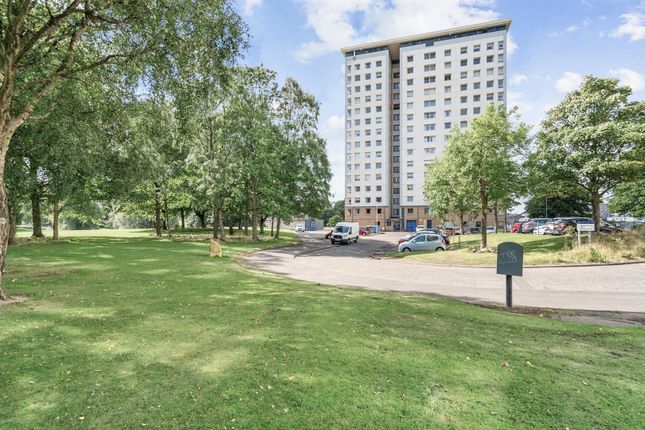 Eastburn Drive, Falkirk FK1, 2 bedroom flat for sale - 68227946 ...
