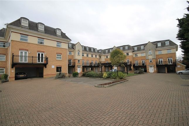 Property For Sale In Gresham Park Road Old Woking Woking Gu22 Buy