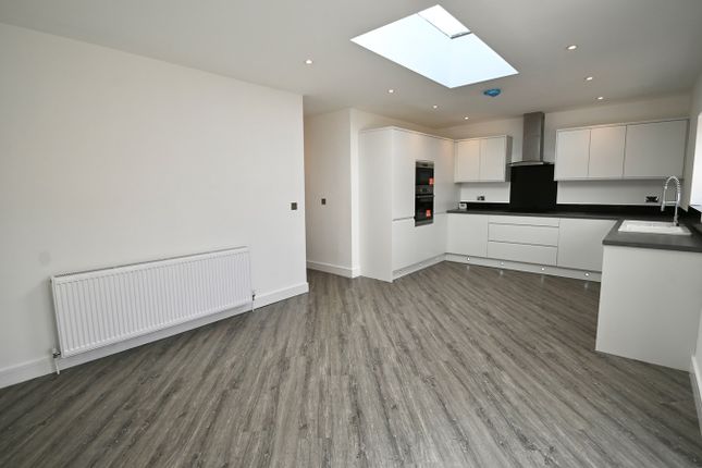 Wroot Road, Finningley, Doncaster DN9, 3 bedroom bungalow for sale ...