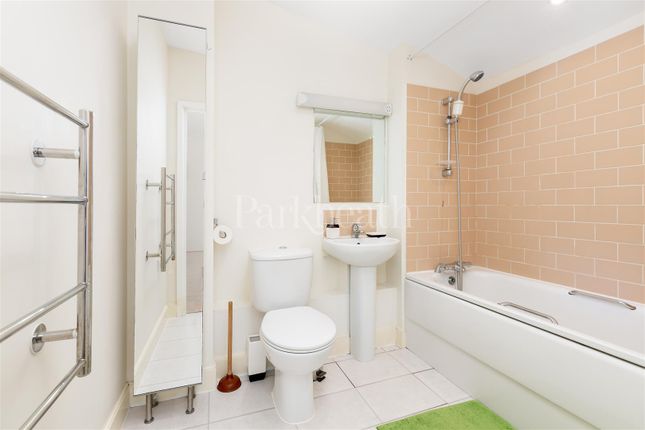 Thames Court, Albert Road, Queens Park NW6, 1 bedroom flat for sale ...