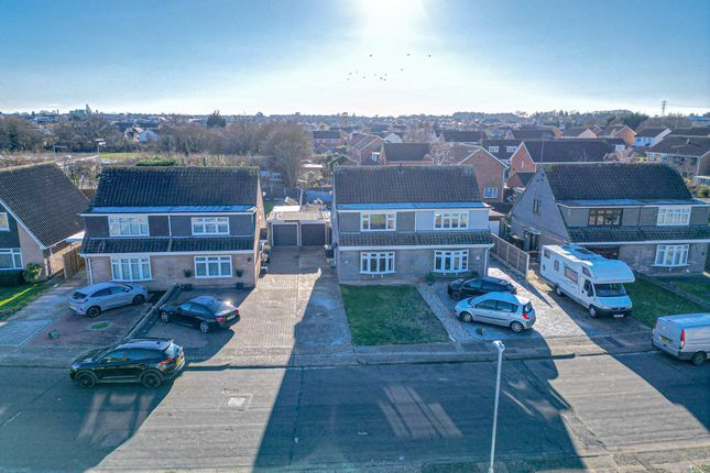 Glebelands, Benfleet SS7, 3 bedroom semi-detached house for sale ...