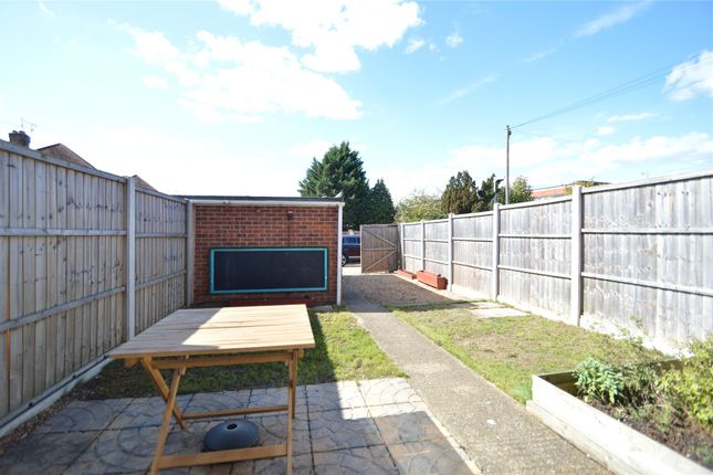 Cookham Road, Maidenhead, Berkshire SL6, 3 bedroom terraced house to ...