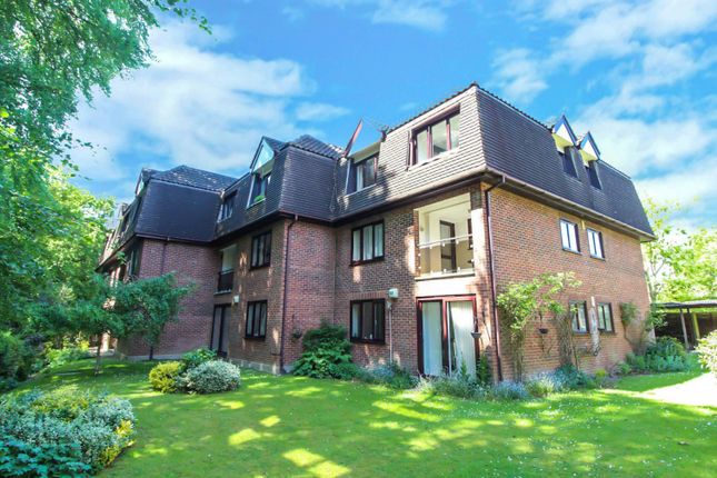 Beech Spinney, Lorne Road CM14, 2 bedroom flat for sale - 59138638 ...