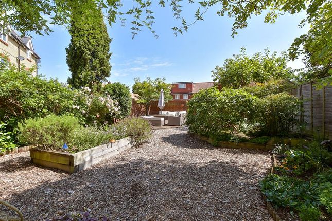 Bramble Tye, Noak Bridge, Basildon, Essex SS15, 4 bedroom link-detached ...