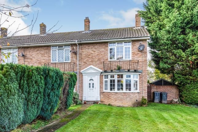 Browns Lane Uckfield East Sussex Tn22 2 Bedroom End Terrace House