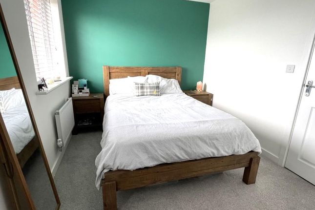 Heol Y Plas, Carway, Kidwelly SA17, 2 bedroom semi-detached house for ...