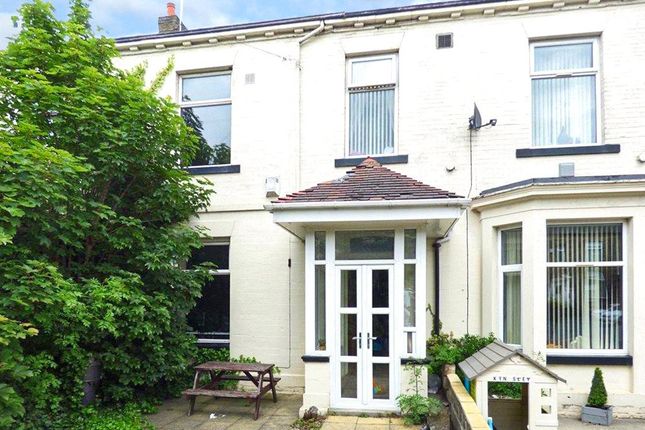 Homes for Sale in Bankfoot Primary School, West Yorkshire, BD5 - Buy ...