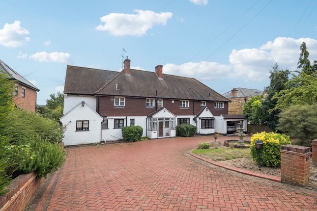 Homes for Sale in Astons Road, Northwood HA6 - Buy Property in Astons ...