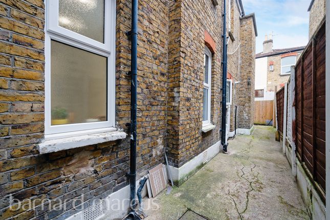 Lyham Road, London SW2, 3 bedroom flat for sale - 66796459 | PrimeLocation