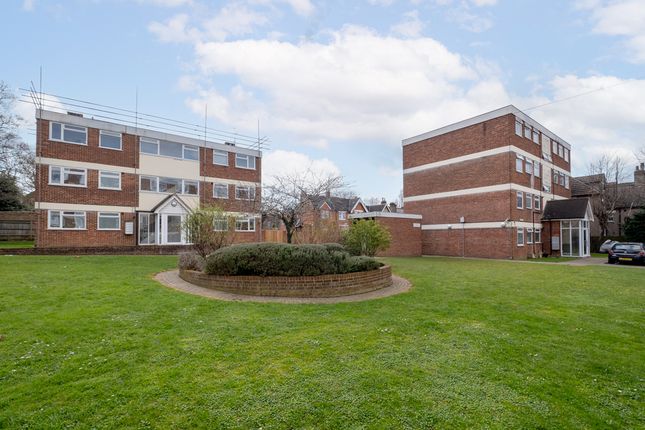 Beechcroft Close, Valley Road, Streatham SW16, 2 bedroom flat for sale ...